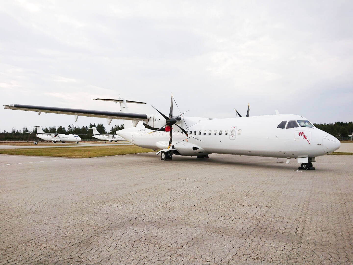 NAC sold one ATR 72-500, MSN 499, to a private investment company ...